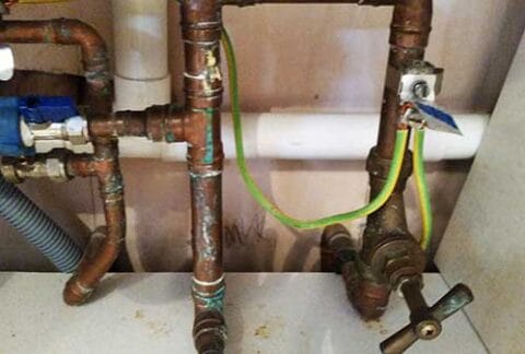 Learn how to Turn Your Water Off in an emergency - bepractical.co.uk